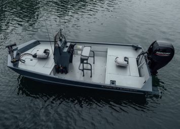 Crestliner 1870 Retriever FCC |18' Aluminum Tunnel Hull Fishing Boat